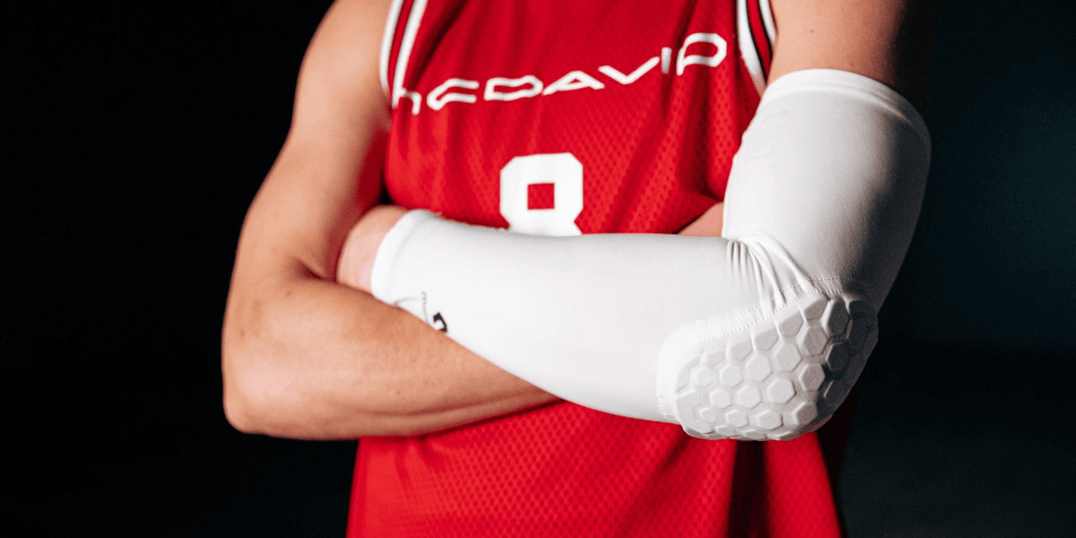 Why Do Athletes Wear Arm Sleeves? | McDavid – McDavid EU